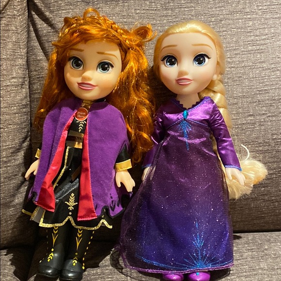Disney | Toys | Ana And Elsa Talking Dolls | Poshmark